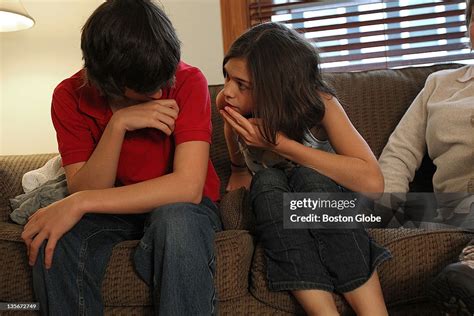 Identical 14 Year Old Twins Nicole And Jonas Maines Started Out