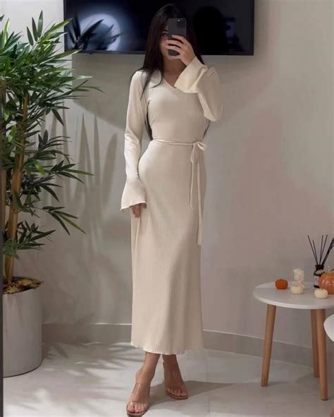 Жіноча вечірня сукня — ціна 949 грн у каталозі Вечірні сукні Купити жіночі речі за доступною