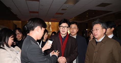 속보 한동훈 “군 국회 진입반헌법적 계엄에 동조·부역해선 안돼”