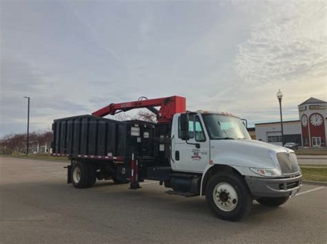International Grapple Truck W Dump Box In Hopkins Mn Usa