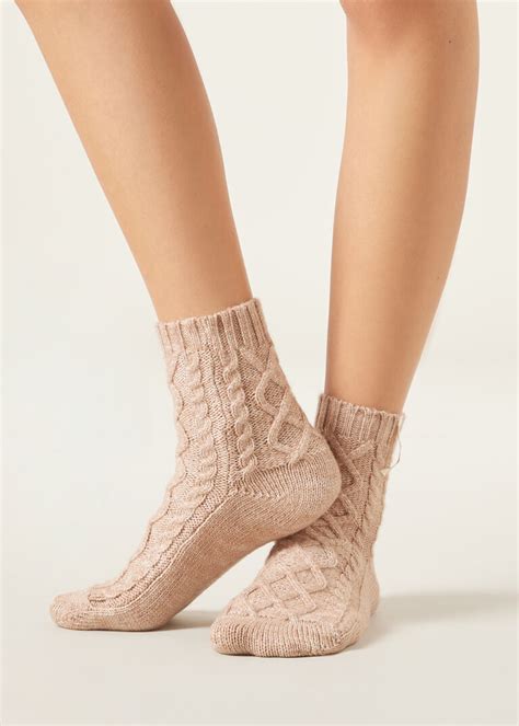 Calcetines De Mujer A La Moda Y Versátiles Calzedonia