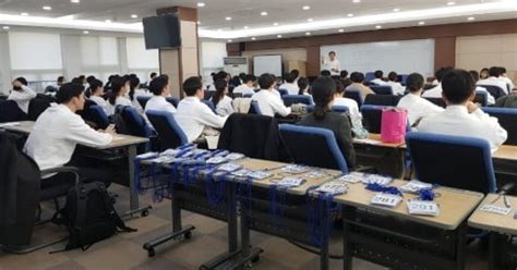 입사경쟁률 합격점수 공개까지공기업 우수 블라인드 채용 사례들