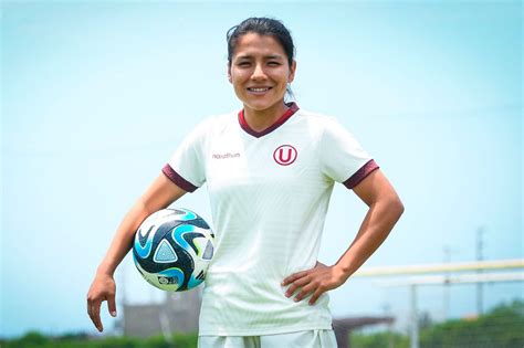 Golpe En La Liga Femenina Desde La Cancha