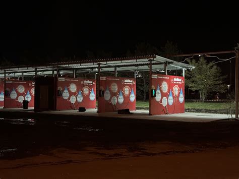 Автомойку у Юдинского сквера в Красноярске требуют убрать