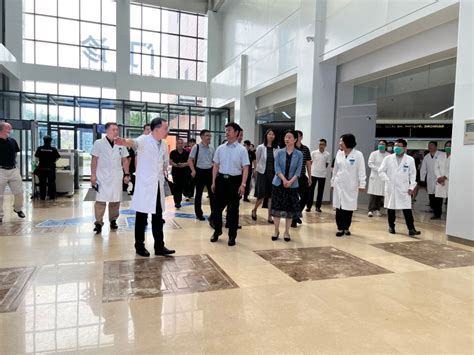 国家医疗保障局 医保动态 黄华波副局长带队赴北京大学人民医院通州院区调研并开展主题教育党日活动