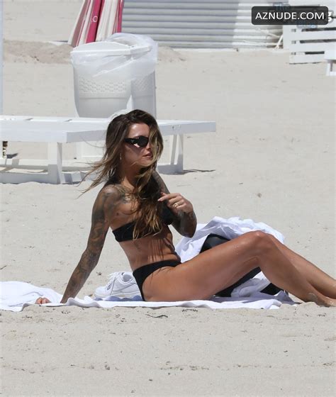 Sophia Thomalla Sexy Shows Off Her Sizzling Body Wearing A Beautiful