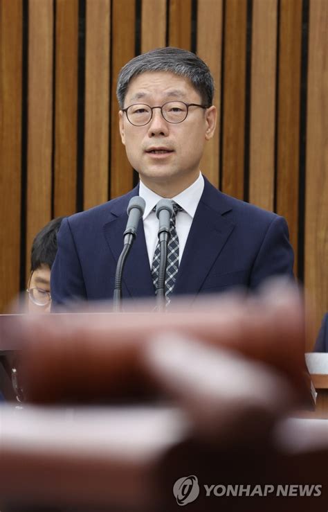 발언하는 노경필 대법관 후보자 연합뉴스