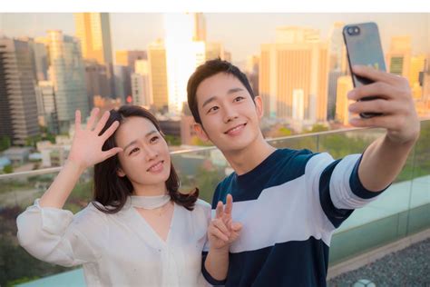 Jung Hae In Dilarang Bocorkan Foto Pernikahan Hyun Bin Dan Son Ye Jin