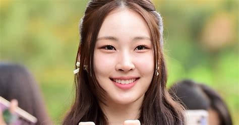 포토 비웨이브 아인 예쁜 미소