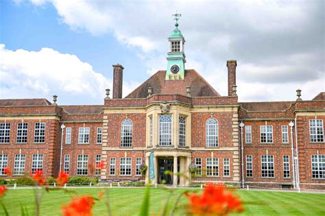 Headington School Campus Oxford Summer Courses Guide 2026