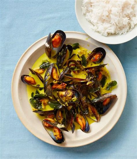 Thomasina Miers Recipe For Mussels With Coconut Turmeric And Jasmine