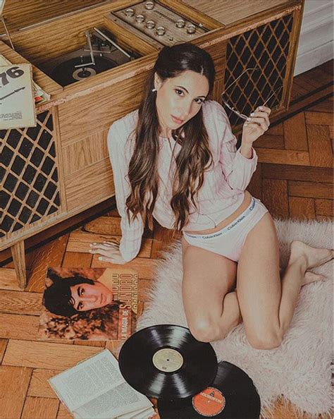 Magui Bravi Subió La Temperatura Con Sus Fotos Más Sexies En Lencería