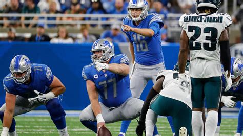 What Dan Campbell Said About Detroit Lions C Frank Ragnows Injury