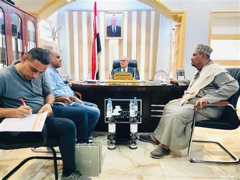 الوزير الأغبري يناقش مع مؤسسة التواصل للتنمية الإنسانية مشاريعها