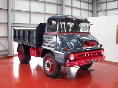 Ford Thames Trader Classic Trucks Vintage Trucks Ford Lorry