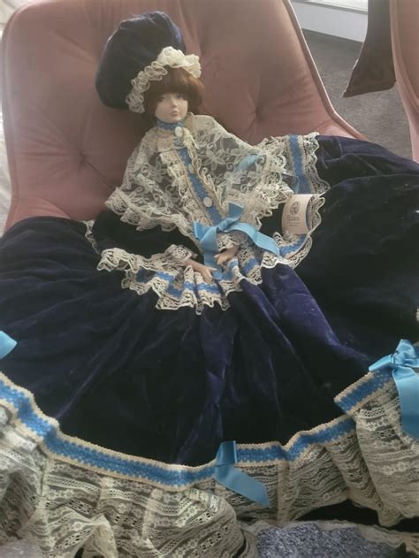 Can Anyone Help Me Identify This Doll R Porcelaindolls