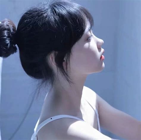 Save Follow Ngọc Băng