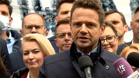 Trzaskowski Zbiera Podpisy TVN24