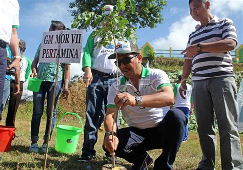 PERTAMINA TANAM BIBIT POHON ANTARA Foto