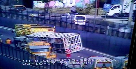 Eco Bio Bio La Red Informativa Camión repartidor de gas mantuvo el tránsito suspendido en Gran