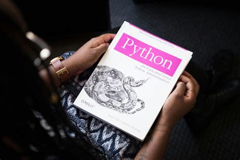 В Казахстане стартует бесплатный курс по анализу данных и Python The Tech