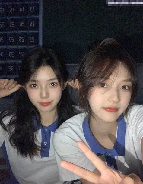 ️品学兼优小母狗 ️女高学生不好好学习让同学操女同学他们在旁边帮忙推屁股极品学生妹被操的骚叫不停内射白虎鲍鱼 國產原創區 草榴社區