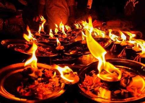 Guided Night Walking Tour In Rishikesh 2 Hours Getyourguide