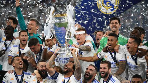 Ligue des champions Real Madrid vainqueur pour la quinzième étoile Lolaplus