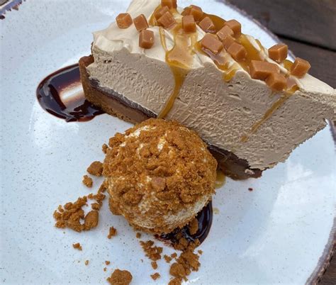 Lotus Biscoff Cheezecake