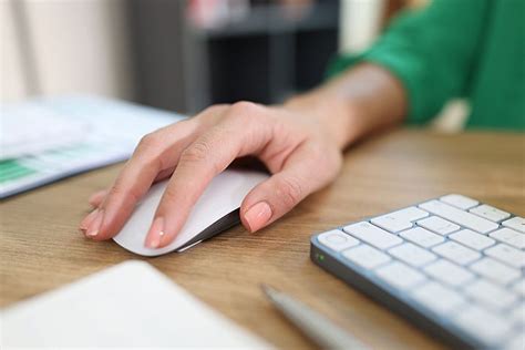 How You Use Your Computer Mouse Says A Lot About Your Stress Levels