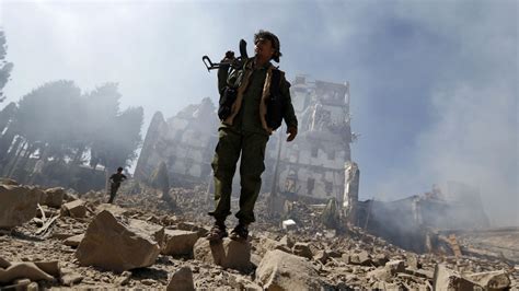 320 Fighters Killed In Battle In Central Yemen Officials