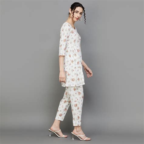 Buy Aurelia Women Floral Printed A Line Kurta Set From Aurelia At Just