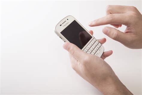 レスポンシブサイトでスマホ時のみ電話番号にリンクを張る