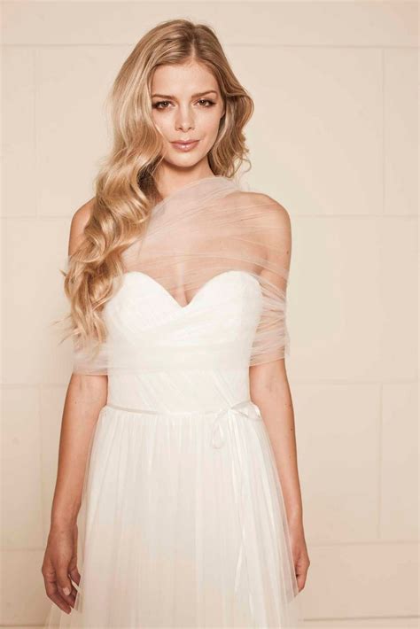 Lisa Gowing Barefaced Bridal