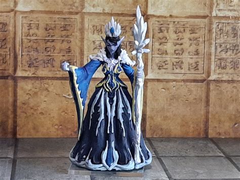 3d Printable Winter Eladrin High Fay Presupported 32mm Scale By Printed Obsession