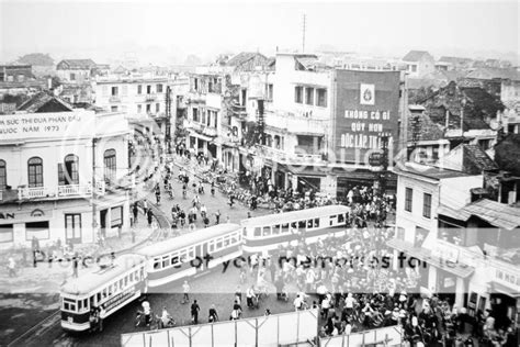 Thương Mái Trường Xưa Những Hình ảnh Lịch Sử Mới Công Bố Về Hà Nội