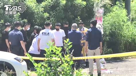 曹瑞傑招魂擲無筊 阿嬤情緒激動虛脫 Yahoo奇摩汽車機車
