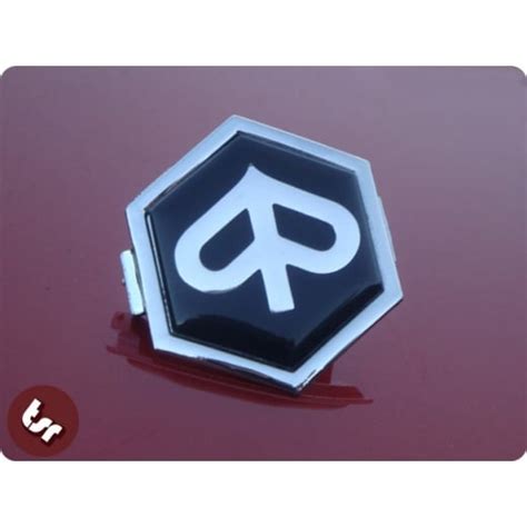 Vespa Horncast Hex Badge Chrome Piaggio Px T5 Lml Black From The Scooter Republic Uk