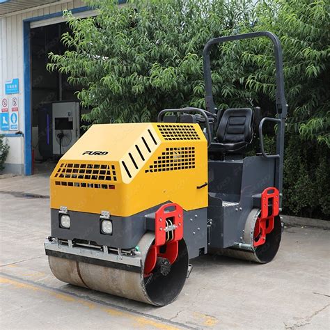 2ton Hydraulic Cockpit Double Drum Vibratory Roller Soil Compactor With