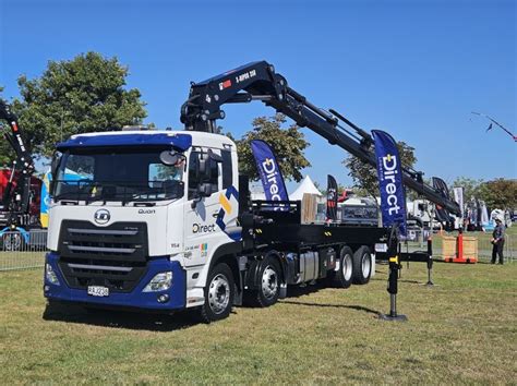 Truckingindustryshow Directlogisticsgroup Cranetruck Hiab Direct
