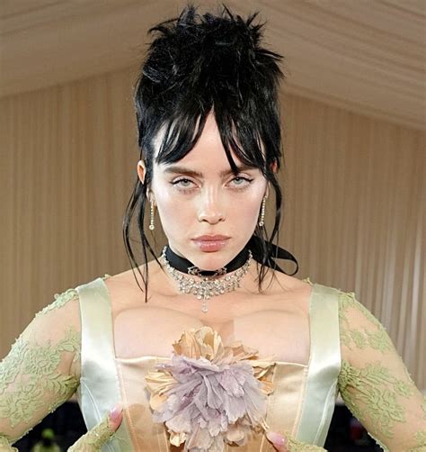 Billie Eilish Embodies Summer Vibe In Candid Sunny Bikini Photos Artofit
