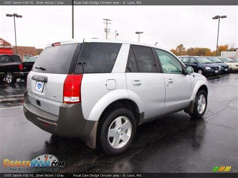 2005 Saturn Vue V6 Silver Nickel Gray Photo 3