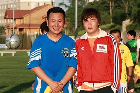 回顾：“乐坛老大哥”孙楠和买红妹离婚后，转身迎娶体育女主持人