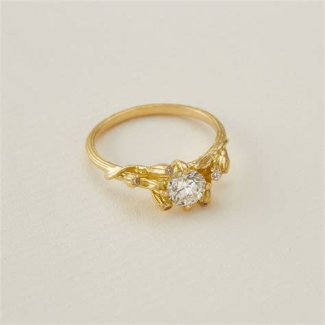 Harvest Seed Ring 07ct Central Diamond Alex Monroe Fine Jewellery