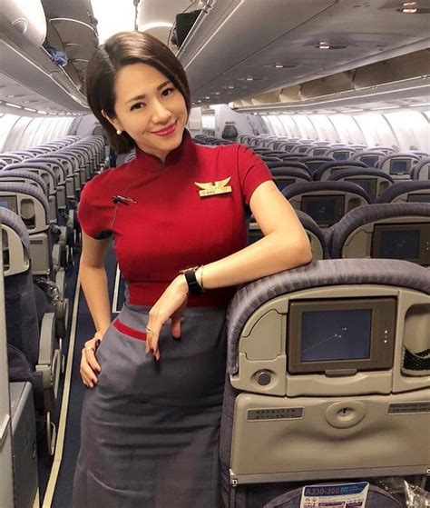 Instagram 上的 👩🏻‍💼 Afa Since May 2016：「 Follow ️ Asianflightattendant