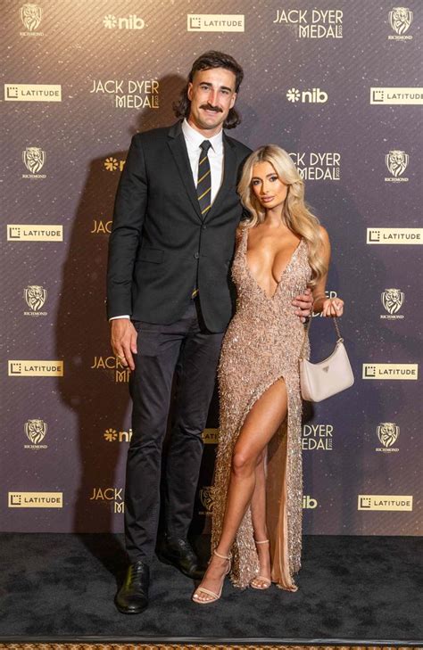 Afl News Chelsea Becirevic Exposes G String ‘hottest New Afl Wag Ivan Soldo Richmond News