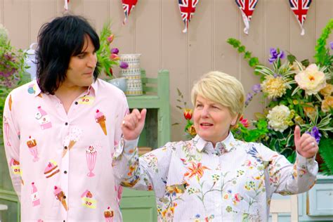 Who Are The Hosts Of Great British Baking Show Season 5 On Netflix Eater