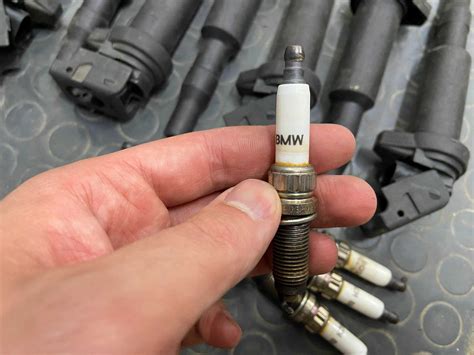 Запалителни бобини Bosch Bmw 4 4 3 0 Citroen Peugeot БМВ бобина гр