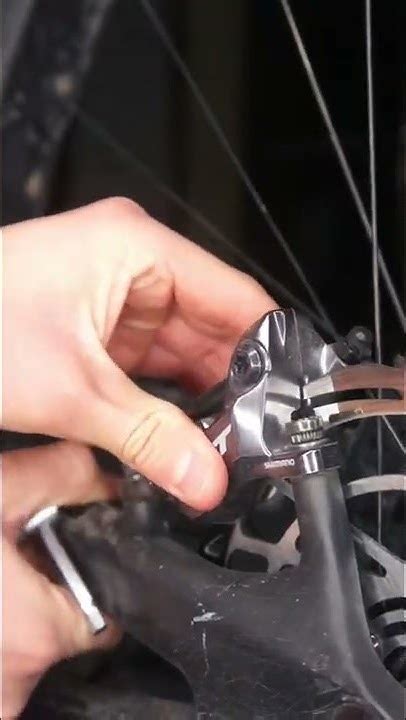 Centering A Brake Mtb Shimano Mtb Youtube