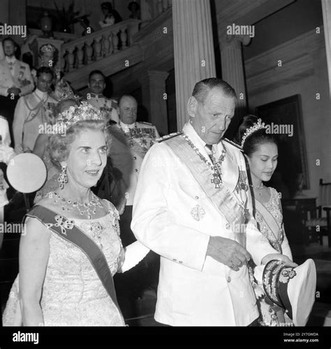 Queen Ingrid Wedding Meghan Markle Annoyed The Queen On Her Wedding
